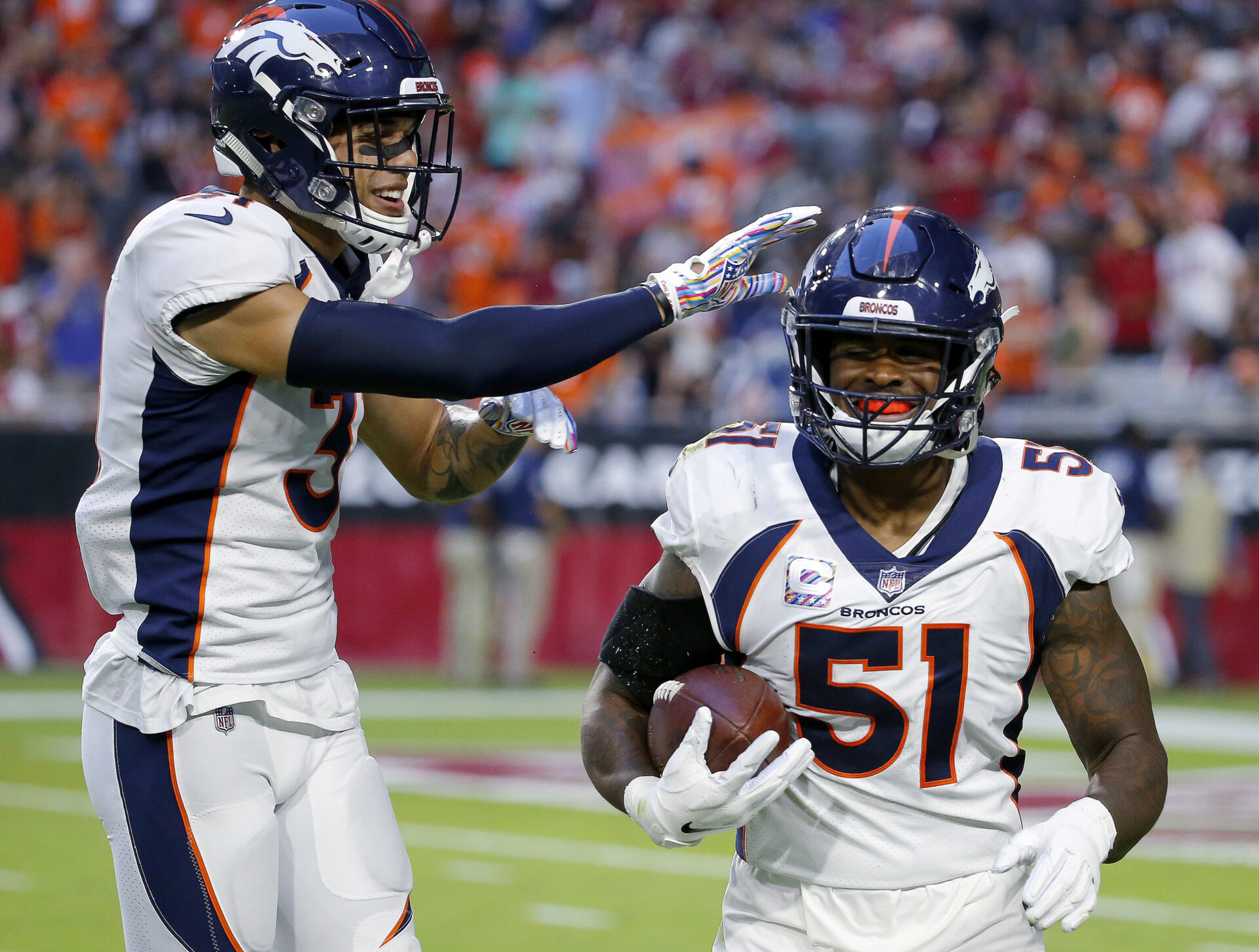 Broncos LB Todd Davis returns from torn calf - Sentinel Colorado