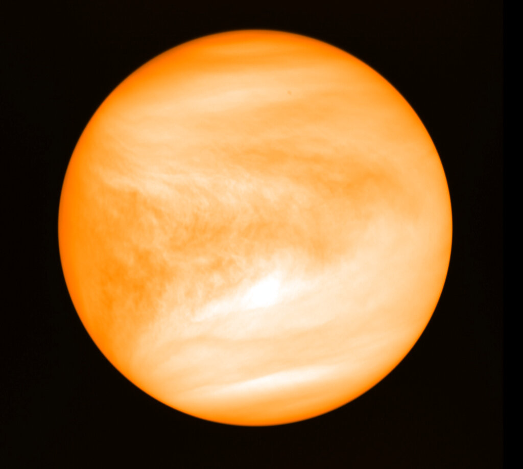 Astronomers see possible hints of life in Venus's clouds - Sentinel ...