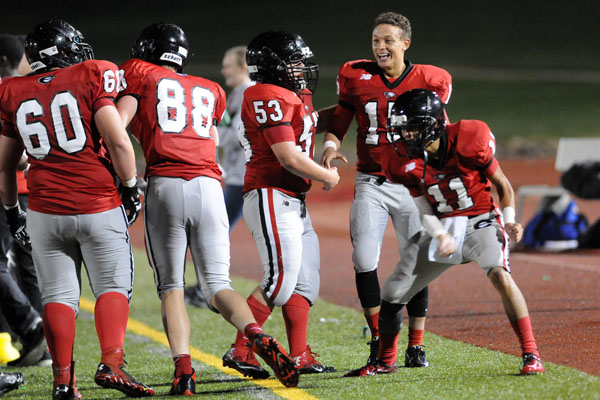 Football: Quarterback Elijah Ross leading high-flying Eaglecrest into ...